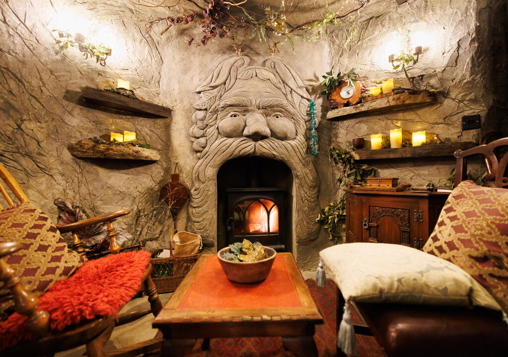 Work exchange in United Kingdom: Help us run our guesthouse in Oxford