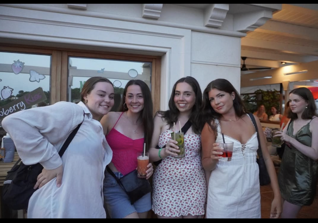 Work exchange in Croatia: Volunteer Bartender & Pub Crawl Host - V...
