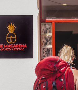 Macarena Beach Hostel | Intercâmbio de Trabalho | Portugal