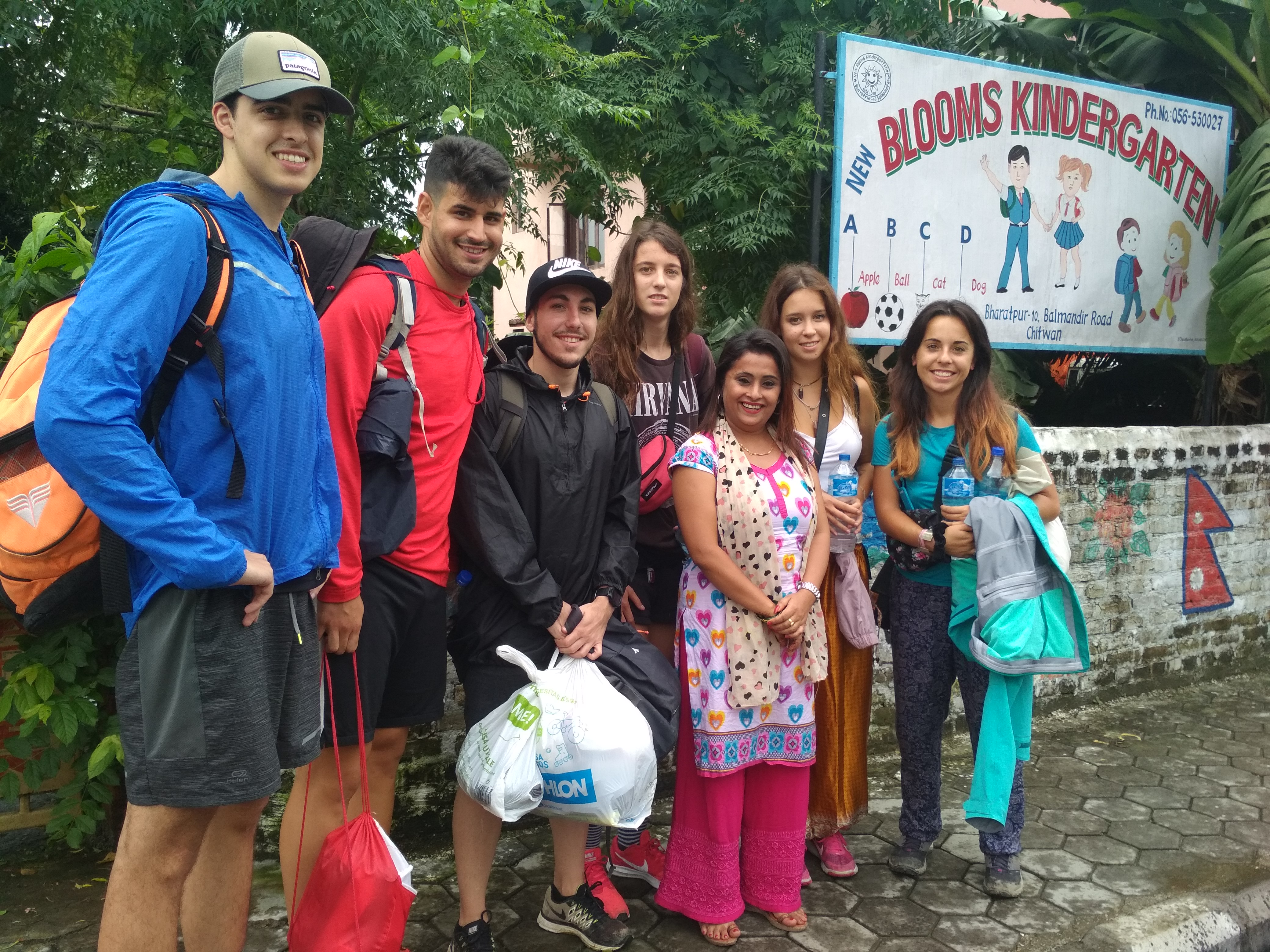 Work exchange in Nepal: Volunteering in kindergarten and farming w...
