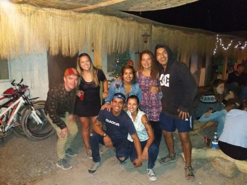 Work exchange in Chile: Recepcionista súper friendly que ayude con...