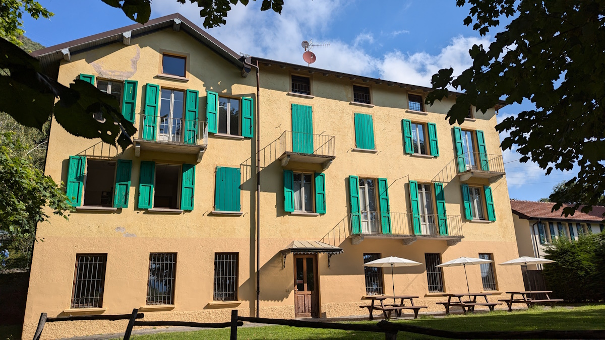 Work exchange in Italy: Help us Upkeep our Coliving while Enjoying...