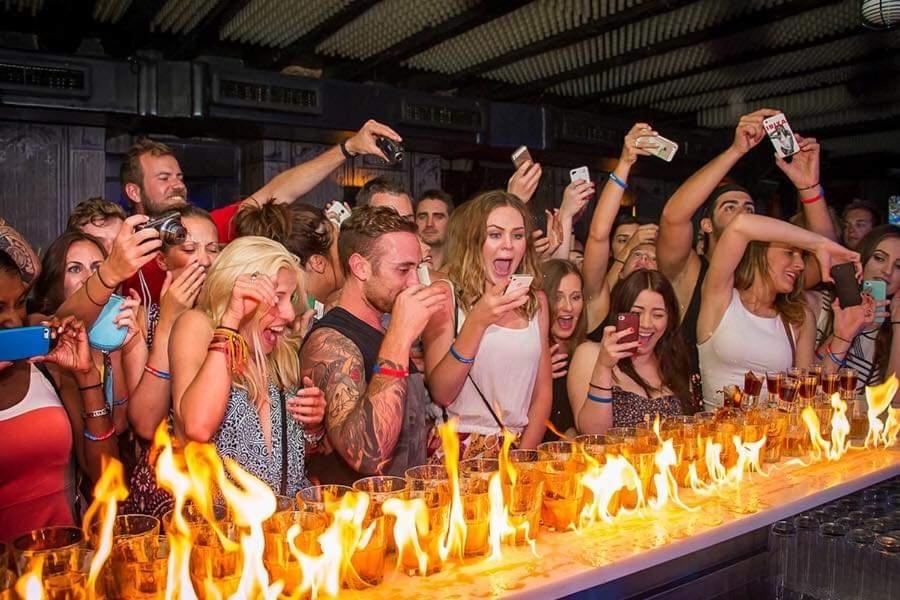 Work exchange in Croatia: Volunteer Bartender & Pub Crawl Host - V...