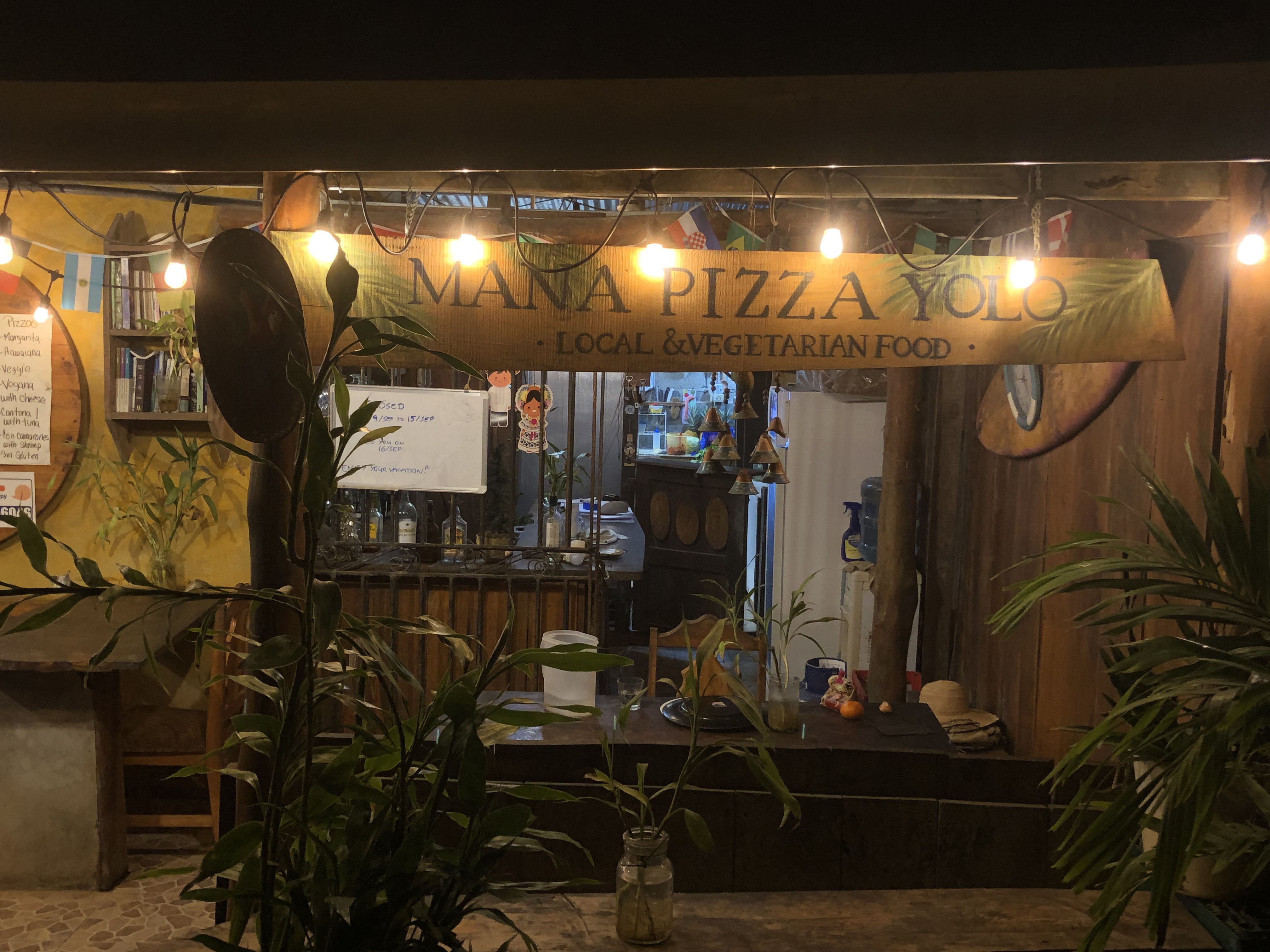 Work exchange in Panama: Help prepare the towns best pizza